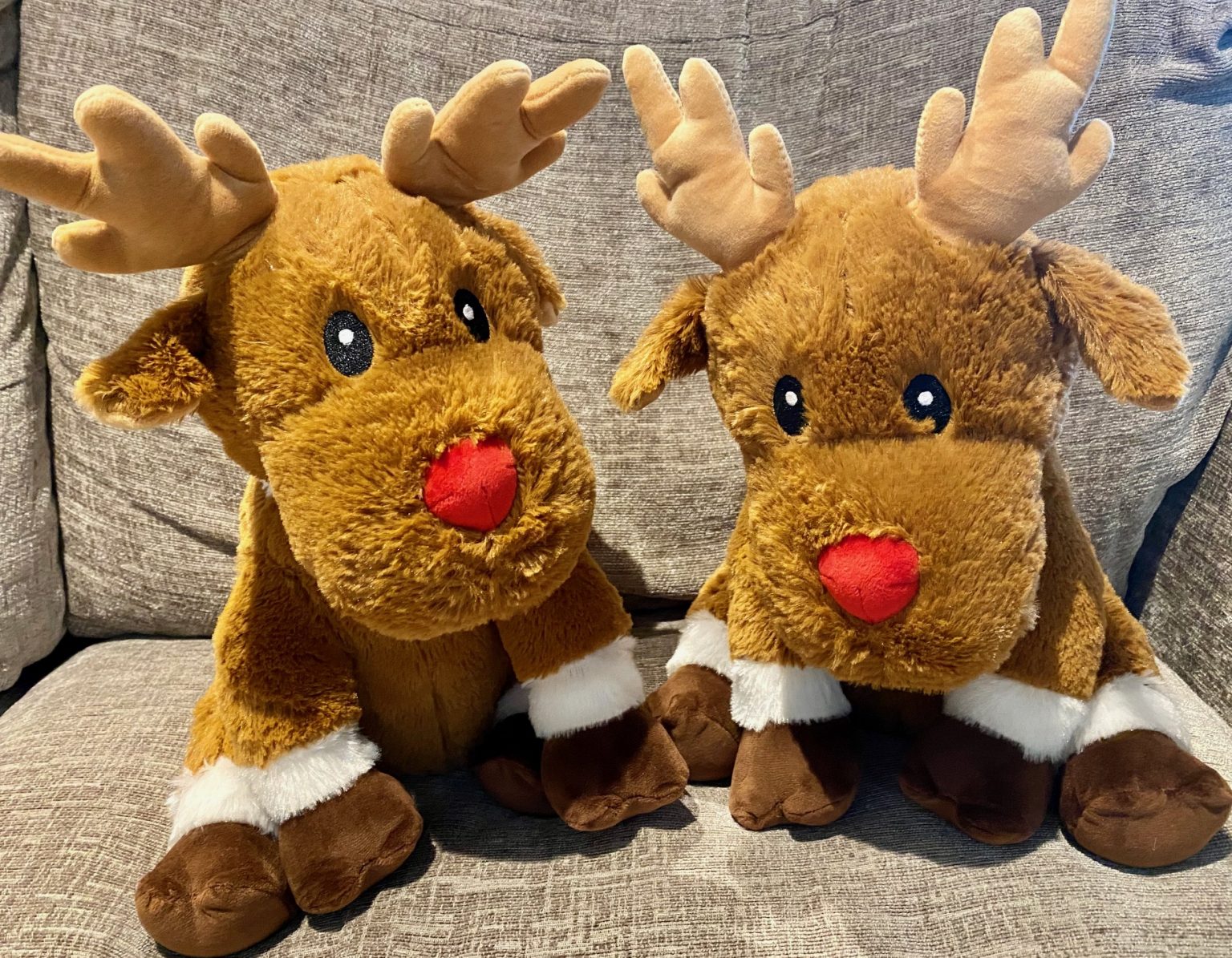 Special Offer! Pair of Weighted Reindeers 4lb - Sensory Hugs